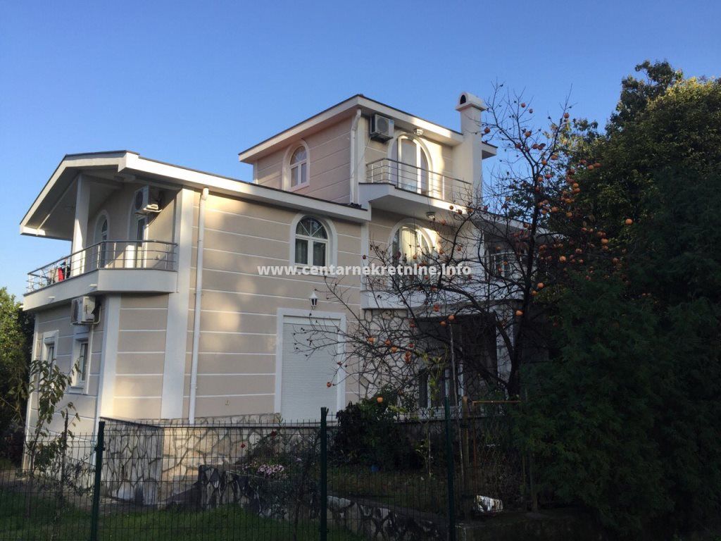 Agencija za Nekretnine Podgorica - VIS Centar doo Podgorica